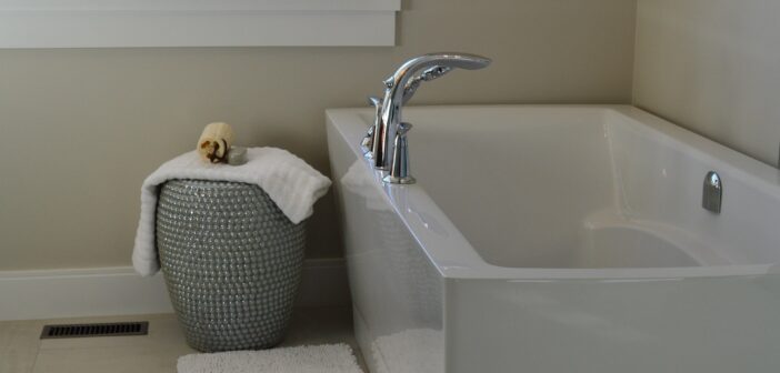 Fitting a bath panel - lets-do-diy.com